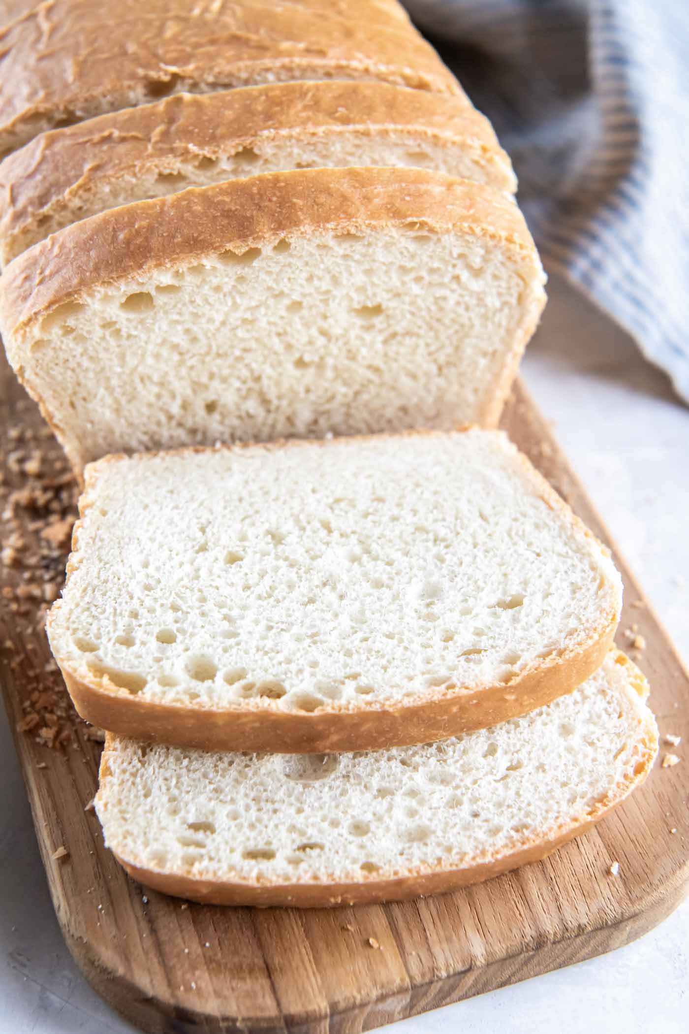 Easy Sandwich Bread Recipe - Kristine's Kitchen